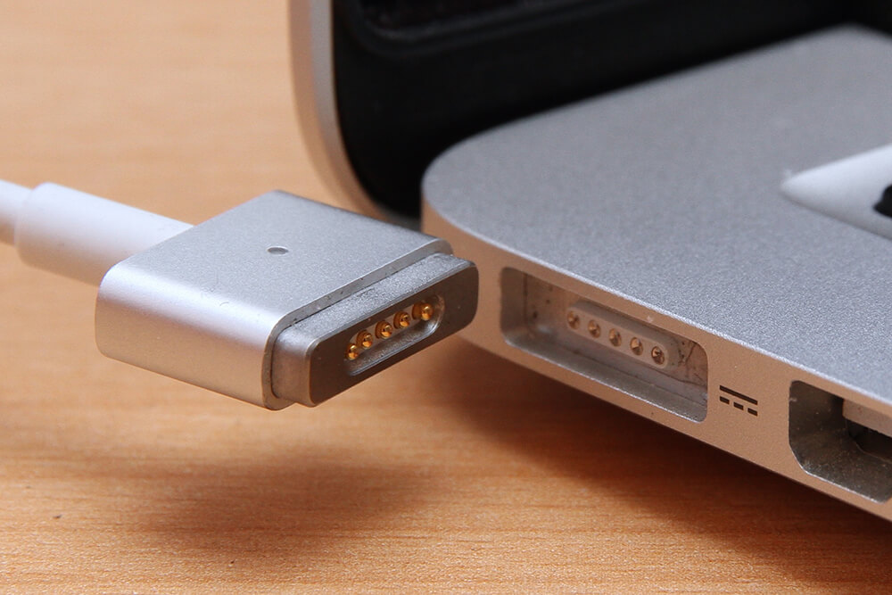 Are you facing any battery charging issues on your laptop? - Yorit Blog